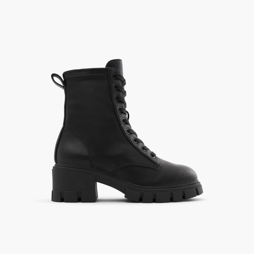 Robynn in black | Call It Spring Canada