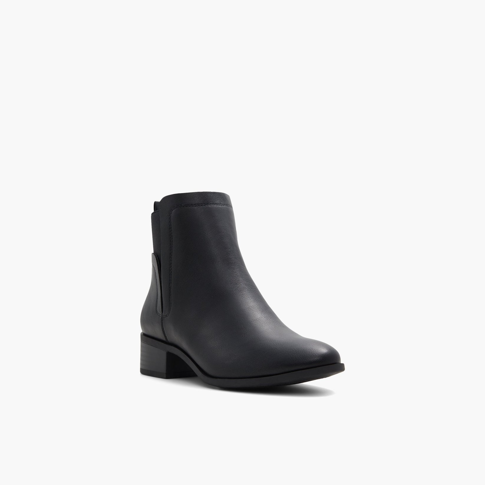 Cassi in black | Call It Spring Canada