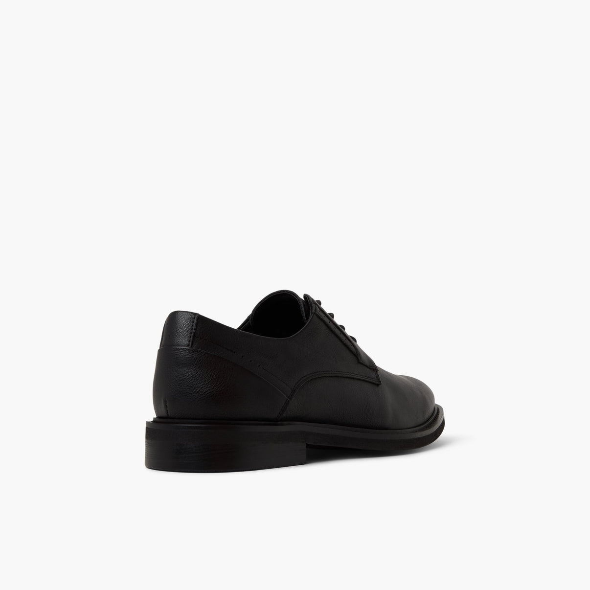 Felson in black | Call It Spring Canada