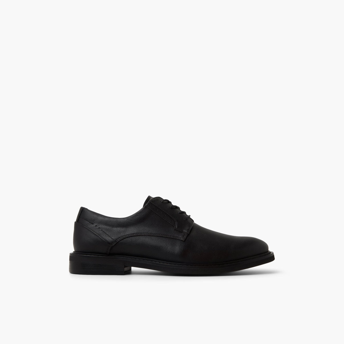 Felson in black | Call It Spring Canada