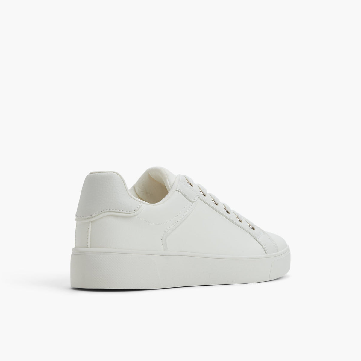 Tarynn in white | Call It Spring Canada