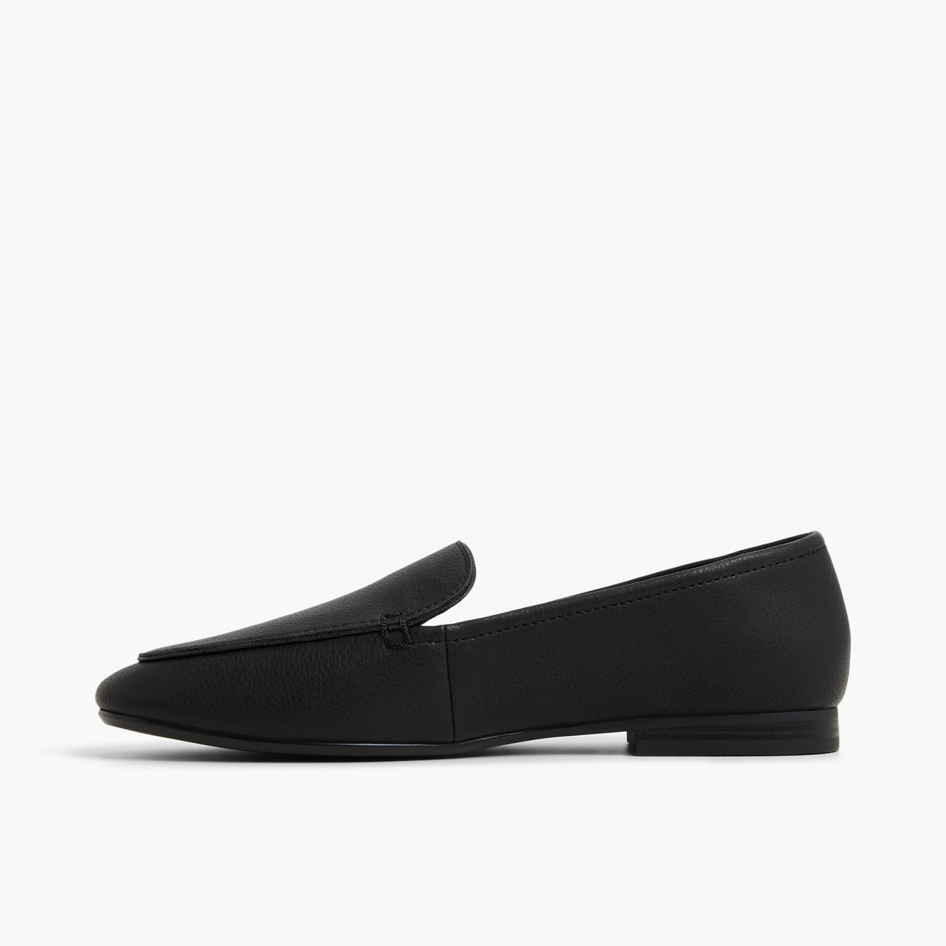 Rhiley in Black – Call It Spring