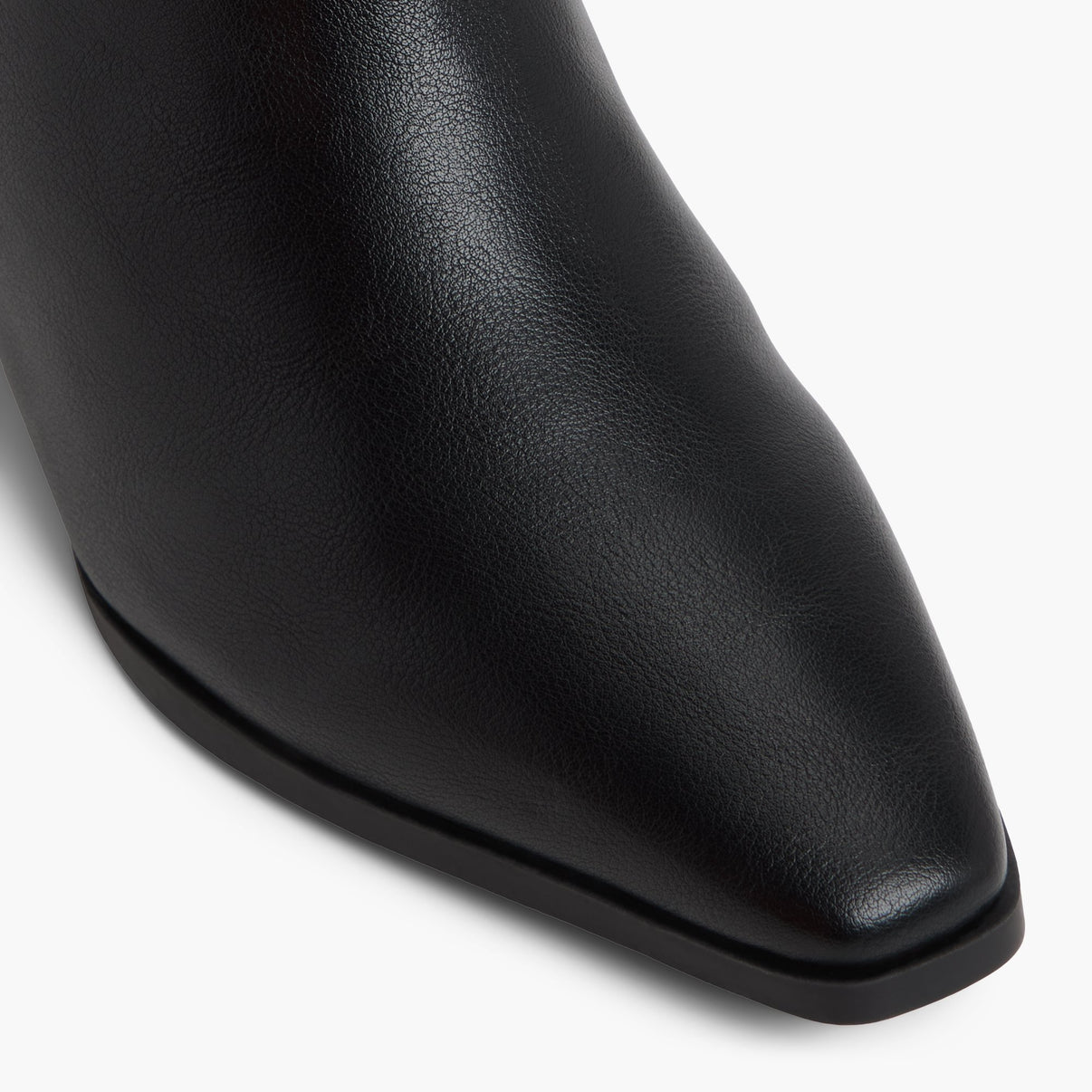Brynleigh in black | Call It Spring Canada