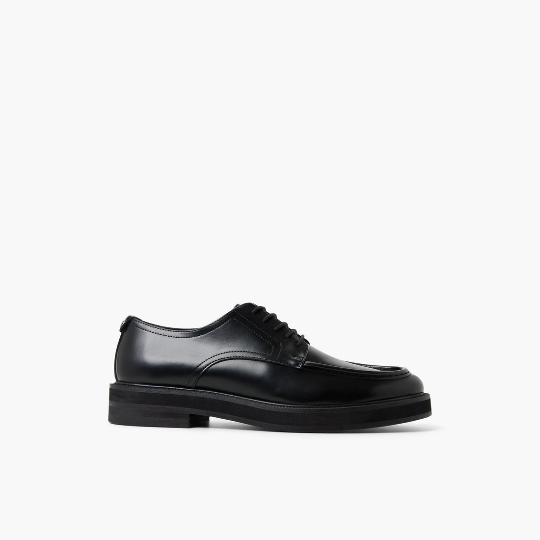 Salazar in black | Call It Spring Canada