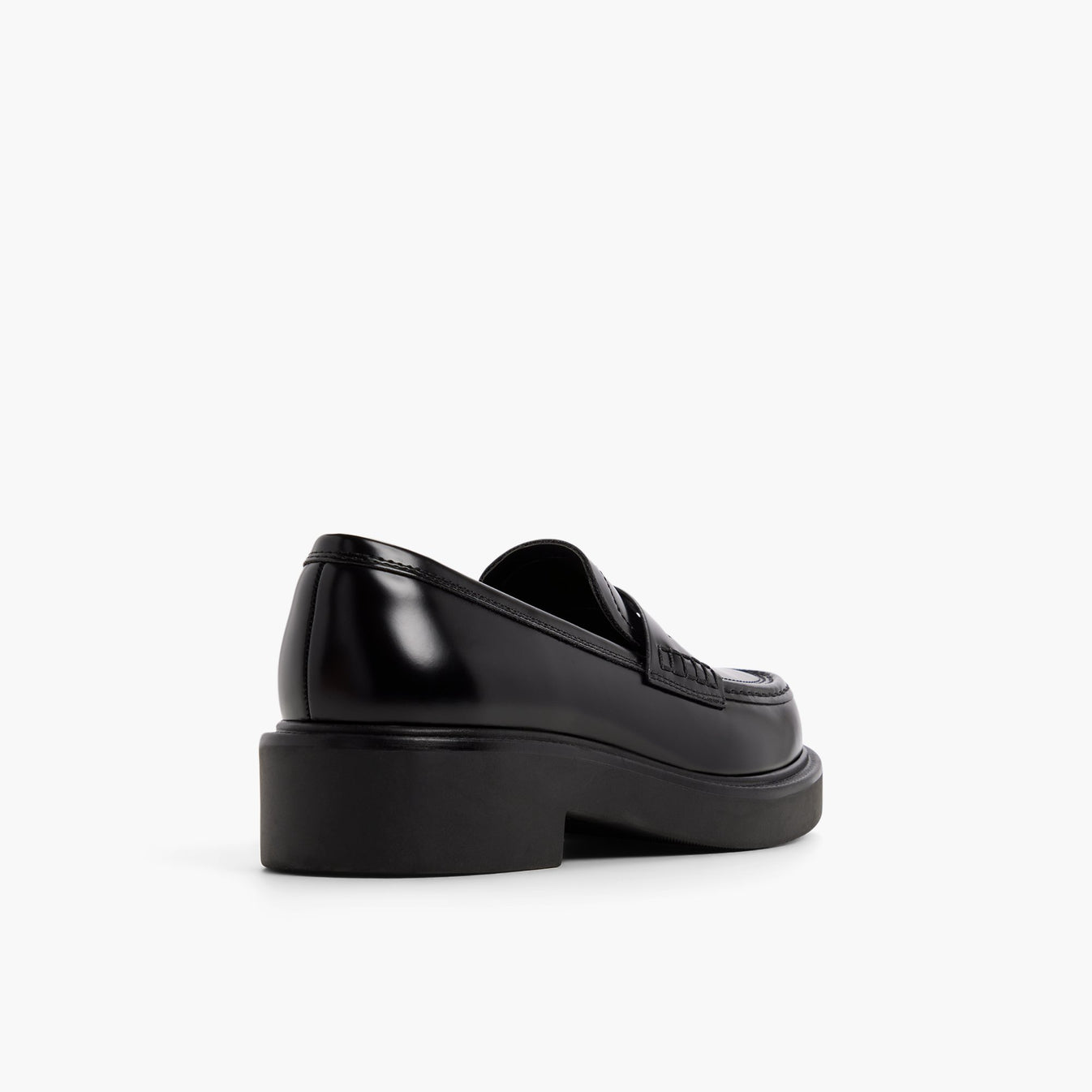 Vallie in black | Call It Spring Canada